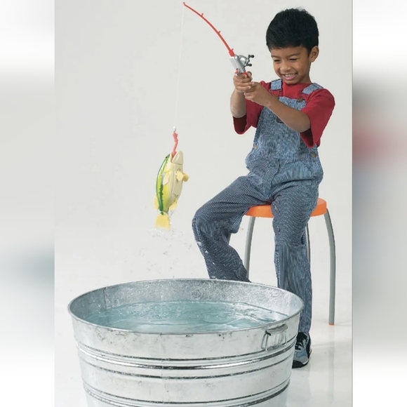 Toys | New Never Used Catch Of The Day Real Life Reel Action See Pics ...